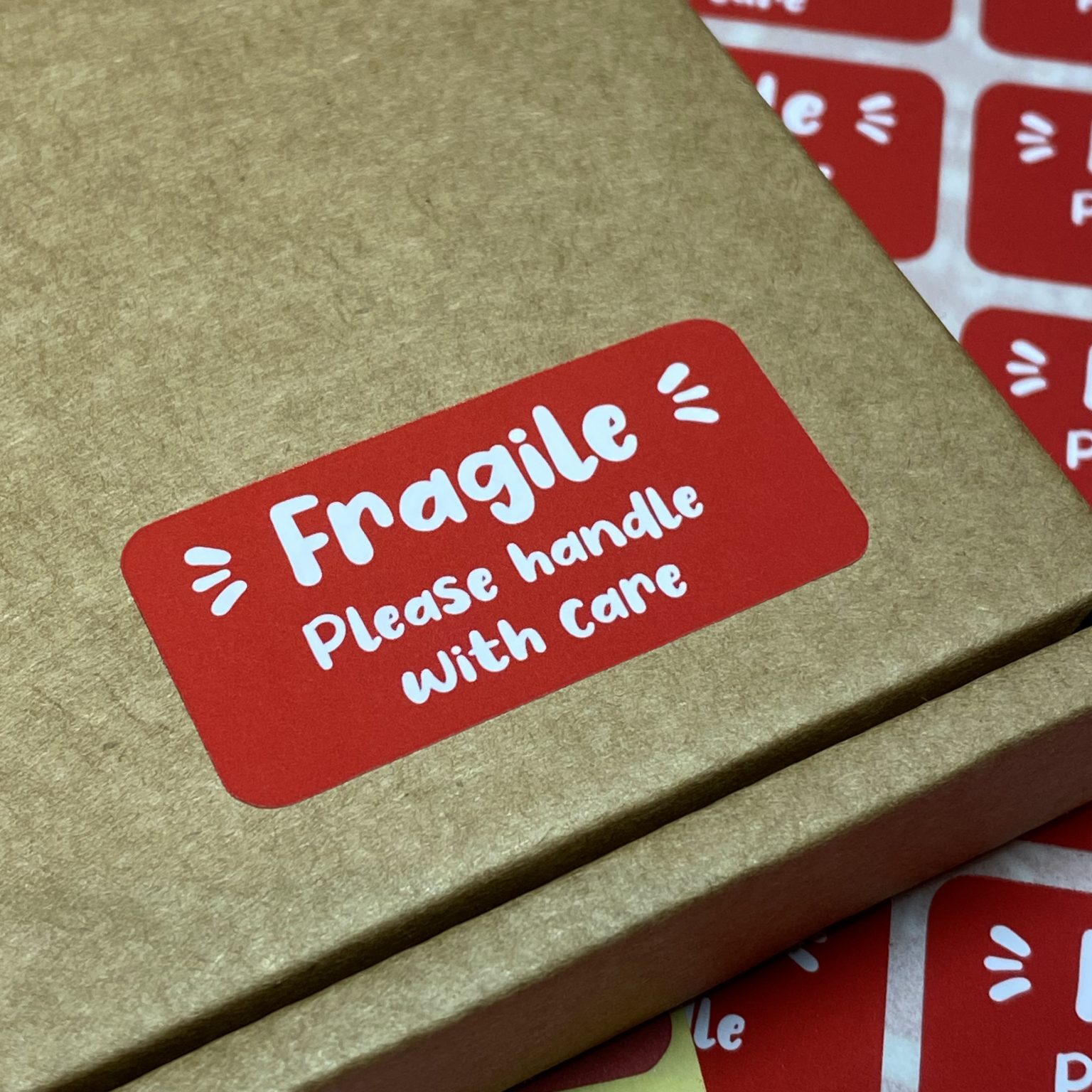 Fragile parcel stickers – Skipton Labels